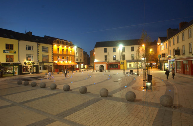 Helpful Tralee Community Facebook Group Hits Huge Milestone